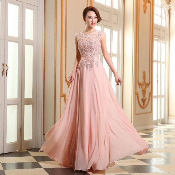 Tips To Choose The Right Luxury Dress - The Fashion Engineer
